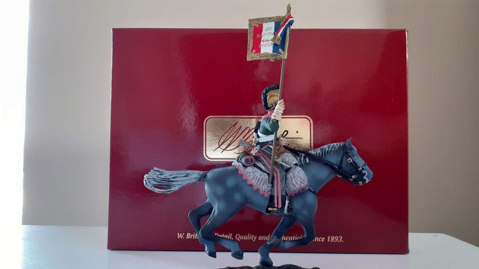 Britains 36073 Napoleonic hougoumont Waterloo French lancers guidon be ...